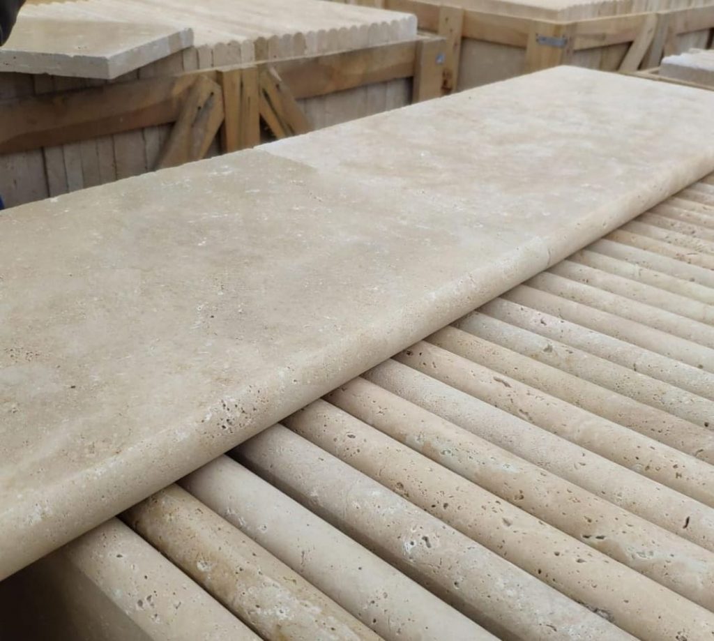 Capac De Gard Din Travertin - La Comanda Cu Montaj - Pret Bun